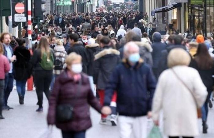 A Bélgica torna-se o primeiro país a introduzir a quarentena ...