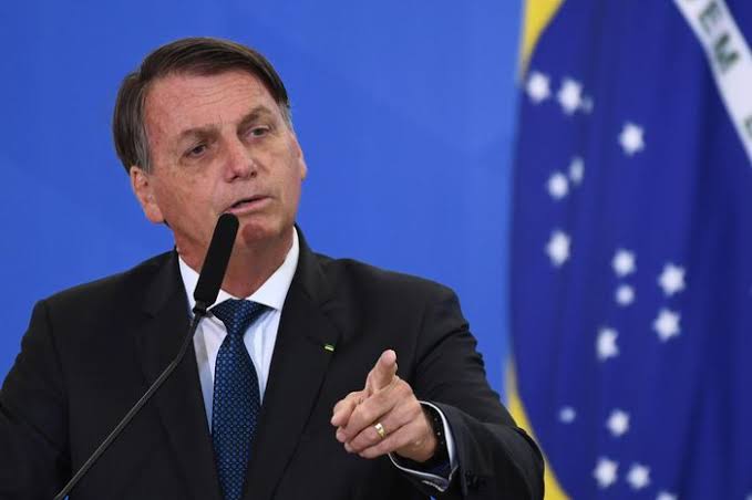 Bolsonaro condena troca de tiros de Roberto de Jefferson contra PF ...