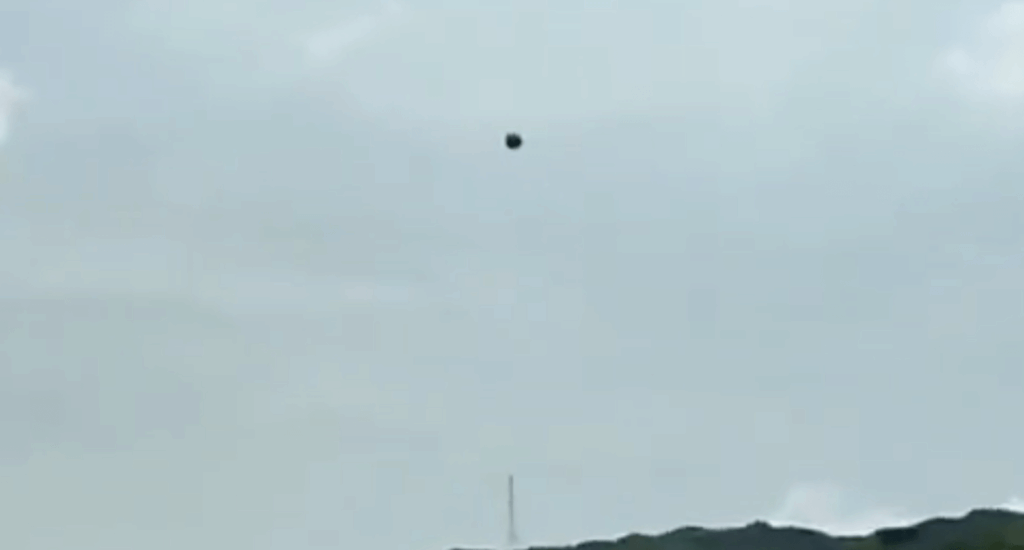 Misteriosa esfera metálica no céu da Colômbia deixa cientistas sem ...